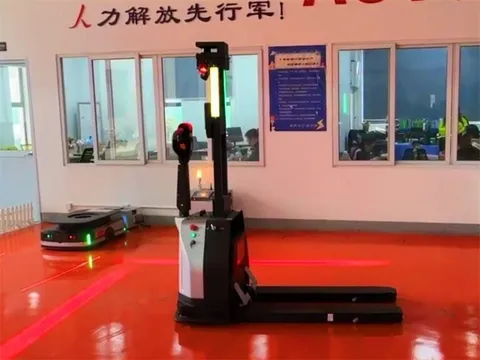 What Are Autonomous Mobile Robots (AMR)? A Game-Changer for Industries ...